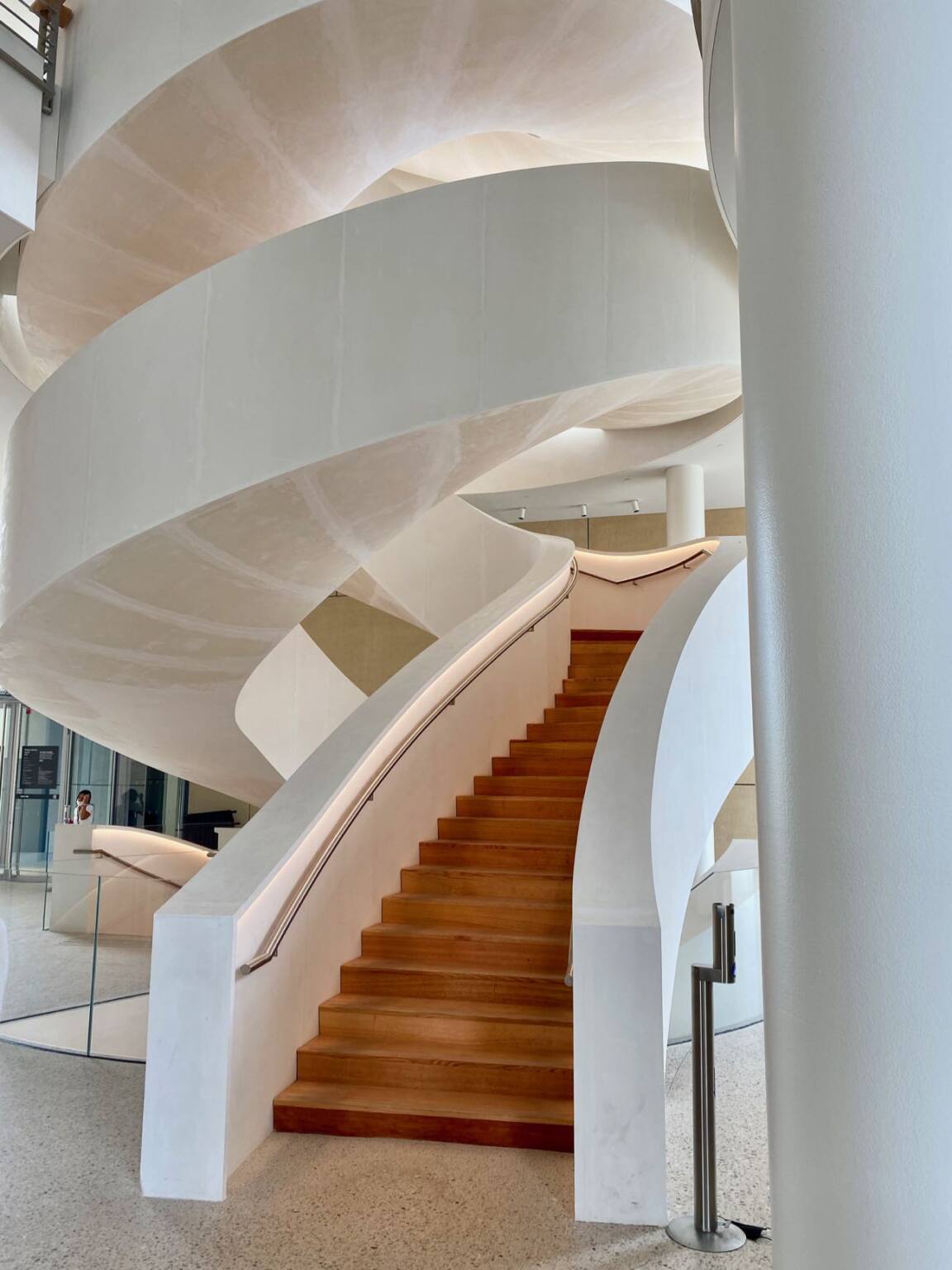 Luma Arles - Centre culturel contemporain - City Guide Love spots