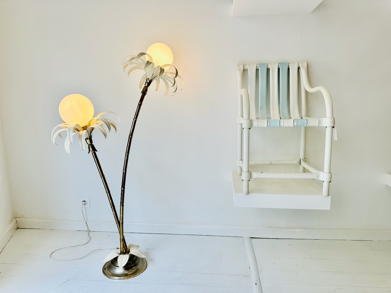 Eccho - Mobiliers et objets du XXème siècle à Marseille - Love spots